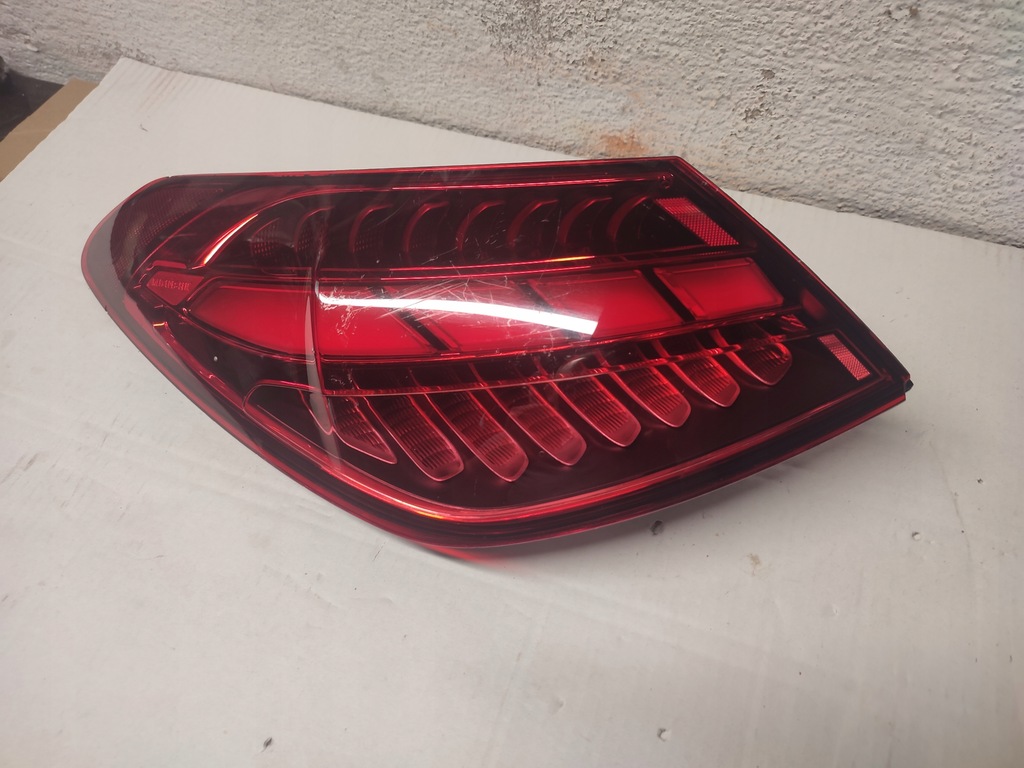 MERCEDES W206 LAMPA TYLNA LEWA A2069063700 - 12506577921 - oficjalne ...