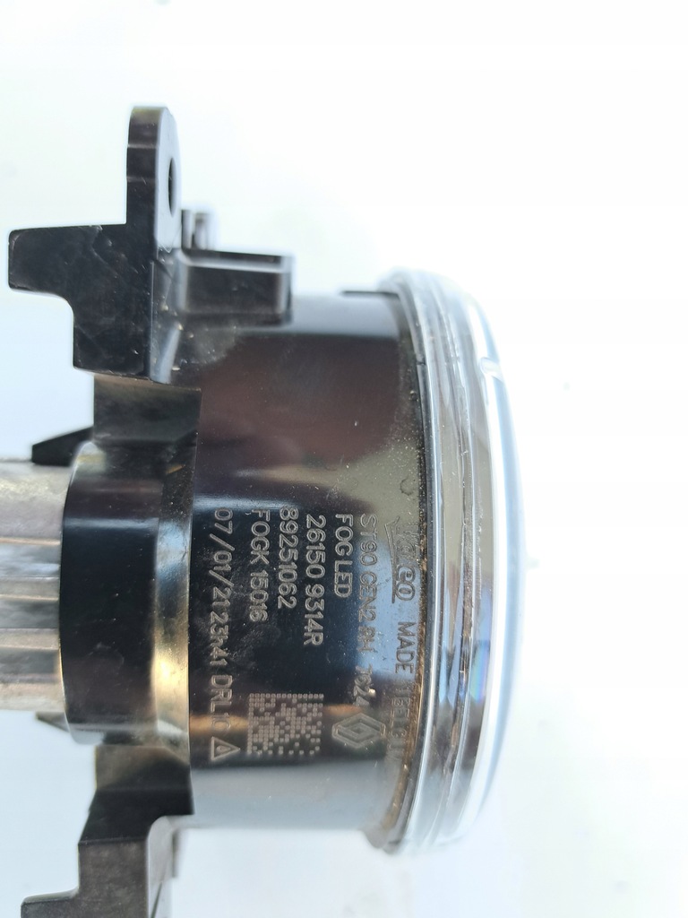 Купить Галогенная светодиодная ДХО правая RENAULT Kadjar 261509314R ...