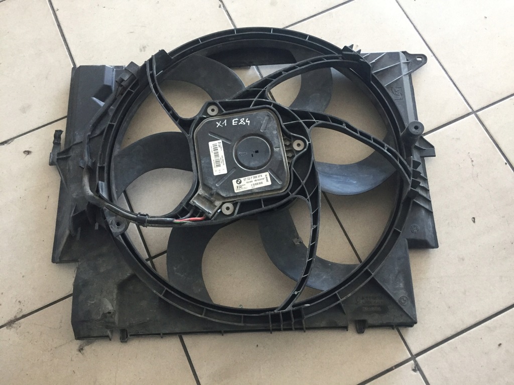 BMW X1 E84 WENTYLATOR CHŁODNICY OBUDOWA 8506668 - 12568228136 ...