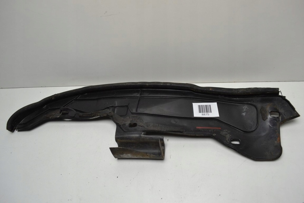 Mercedes W123 Osłona nadkola błotnika prawa fartuc - 9617368901 ...