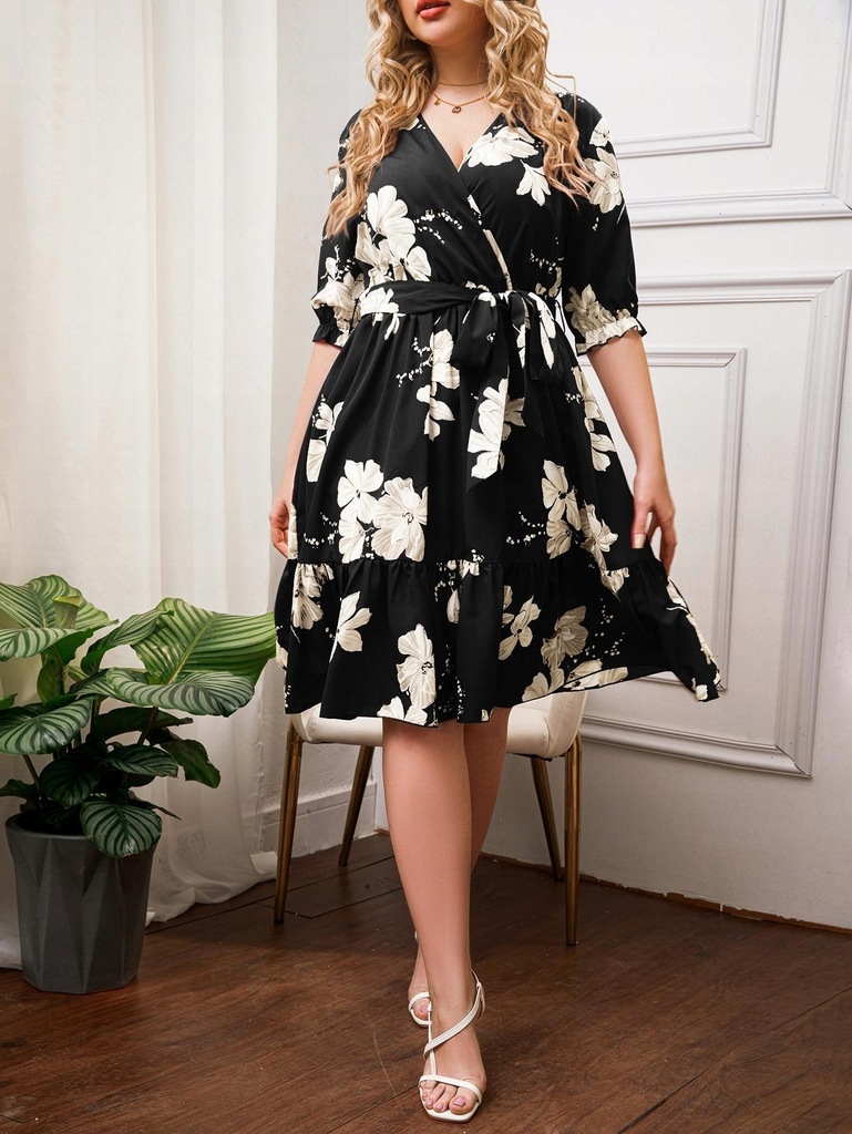 CZARNA SUKIENKA MIDI ROZKLOSZOWANA Z PASKIEM WZÓR W KWIATY SHEIN 48 - 15290791972 - oficjalne ...
