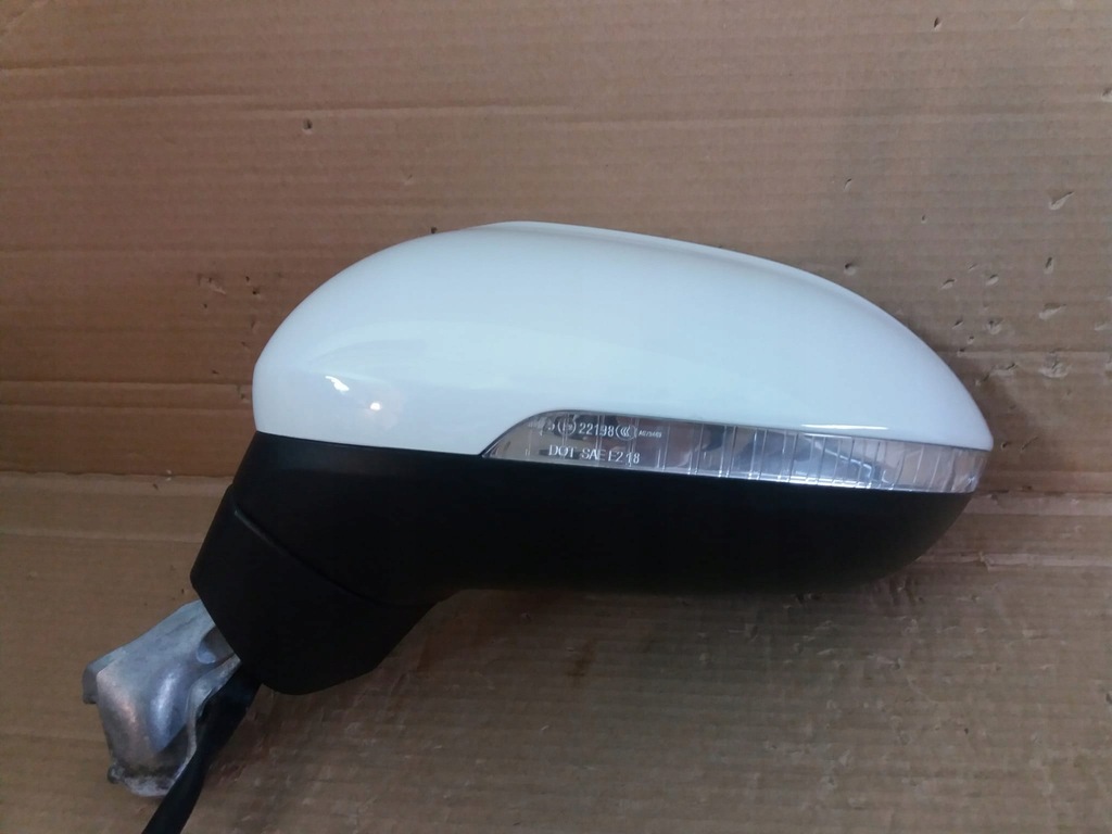 VW PASSAT B8 LUSTERKO LEWE 6 PIN EUROPA - 13433631467 - oficjalne ...