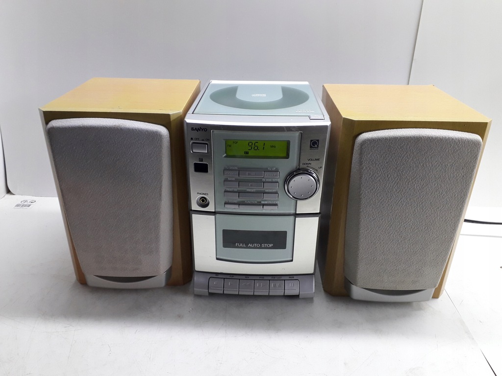 MINI WIEŻA SANYO CD AUDIO KASETY FM/AM STEREO ! - 12047740427 ...