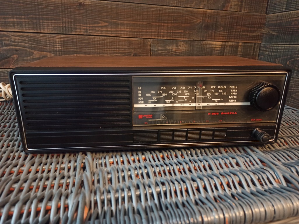 384. RADIO UNITRA DIORA R206 ŚNIEŻKA - 13254041526 - oficjalne archiwum ...