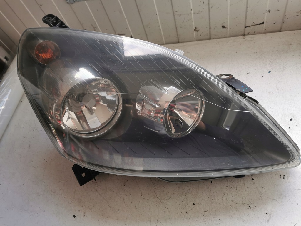Opel Zafira B lampa prawa przód prawy oryginalna - 13349984365 - oficjalne archiwum Allegro