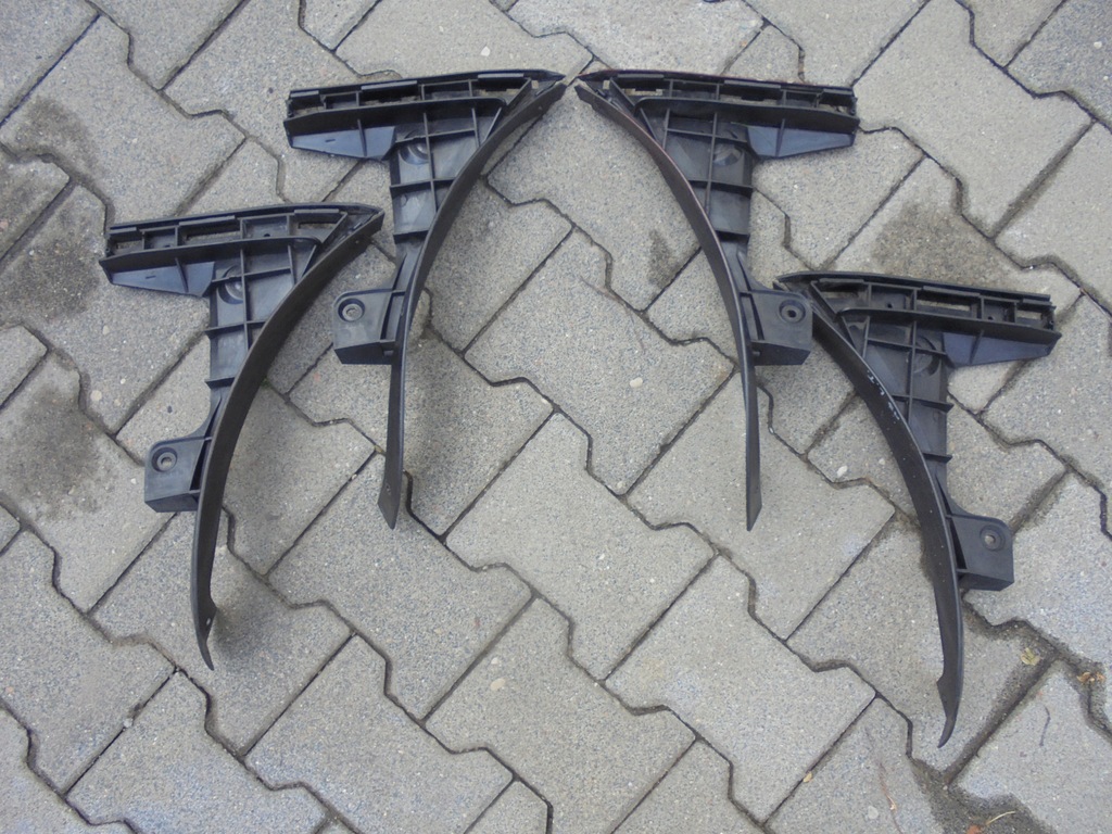 Audi A3 8L ślizg zderzaka tył tylny prawy lewy - 10554907943 - oficjalne archiwum Allegro