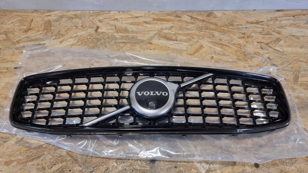 VOLVO V90 S90 Grill Atrapa Zderzaka R-Design Lift - 13383894952 - oficjalne archiwum Allegro