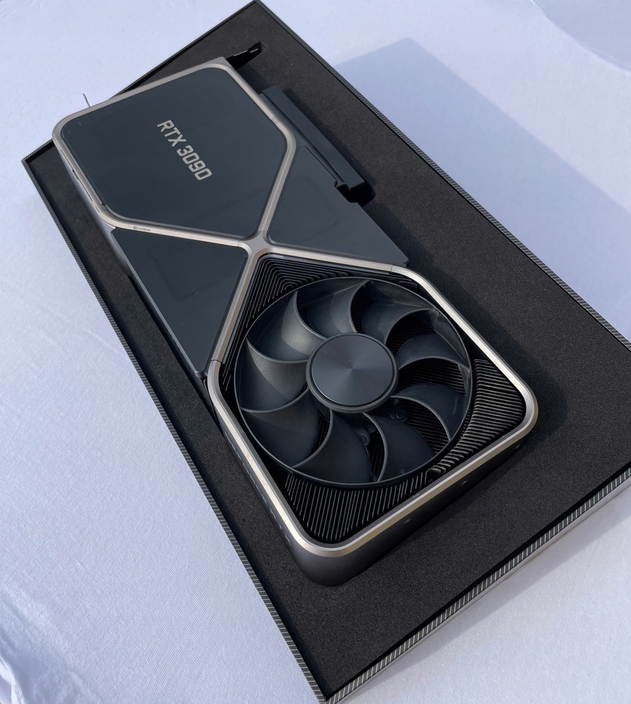 Nvidia GeForce RTX 3090 Founders Edition 24 GB FE - 12735318943 ...
