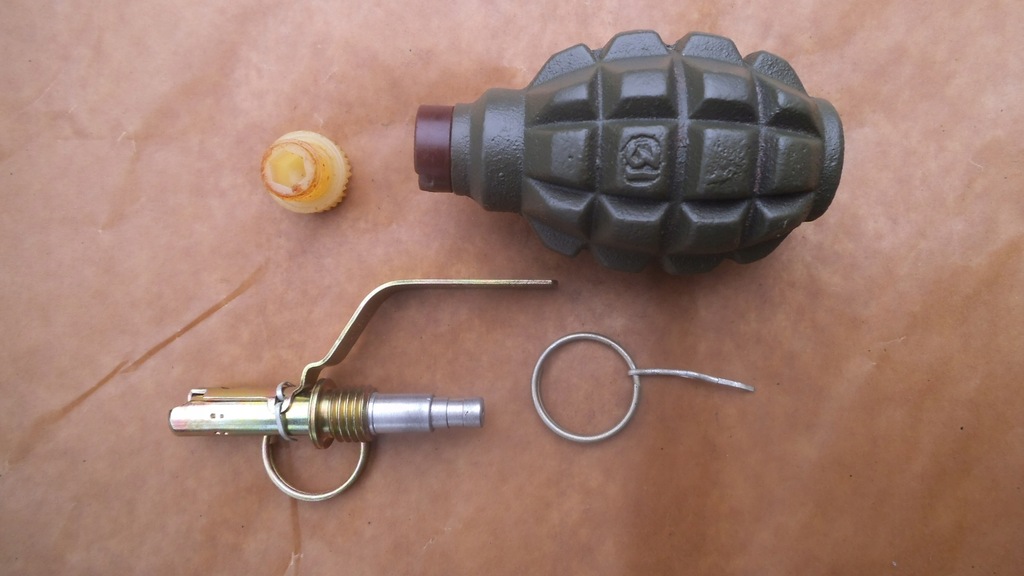 F1 GRANAT OBRONNY ORYGINAŁ KOMLET - 11437951807 - oficjalne archiwum ...