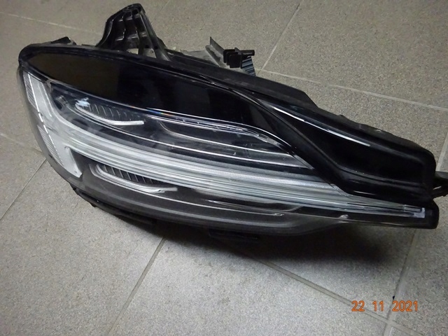 VOLVO V60 S60 18r.- II LAMPA PRZÓD PRAWA PRZEDNIA - 11578022760 ... VOLVO V60 S60 18r.- II LAMPA PRZÓD PRAWA PRZEDNIA - 11578022760 ...