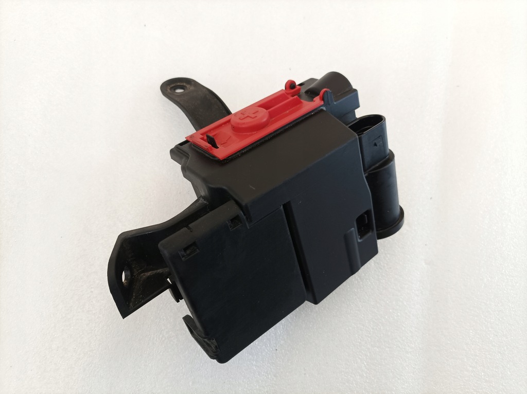 AUDI A4 B9 A5 F5 ROZDZIELACZ PRĄDU 8W0941823F - 13452241018 - oficjalne ...