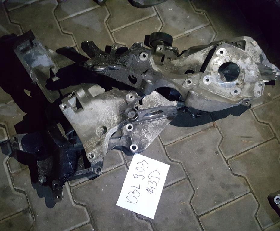 Łapa Wspornik Alternatora 03L903143D - 8690424641 - oficjalne archiwum ...