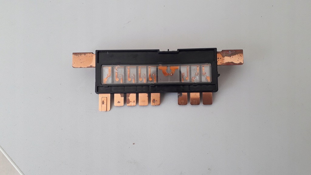 HYUNDAI KIA BEZPIECZNIK ZESPOLONY 18790-01030 - 12389367143 - oficjalne ...