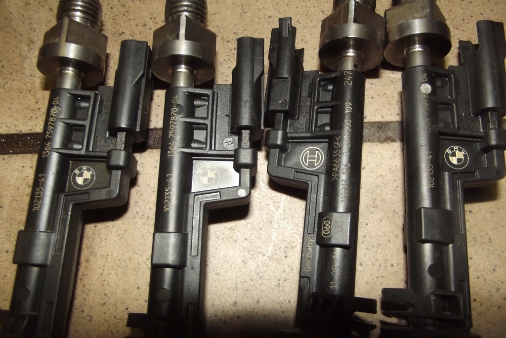 WTRYSK WTRYSKIWACZ BMW 7597870 BOSCH 0261500109 - 7740999058 ...