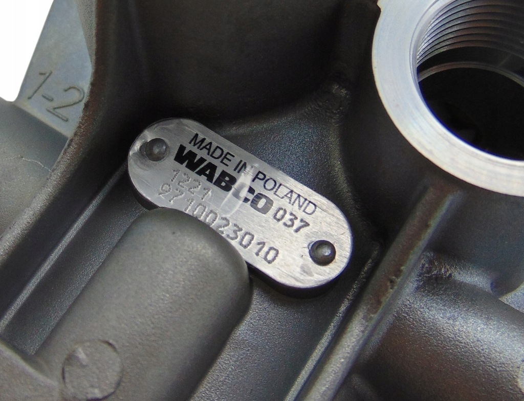 ZAWÓR HAMULCA PRZYCZEPY WABCO 9710023010 - 11153204879 - oficjalne ...