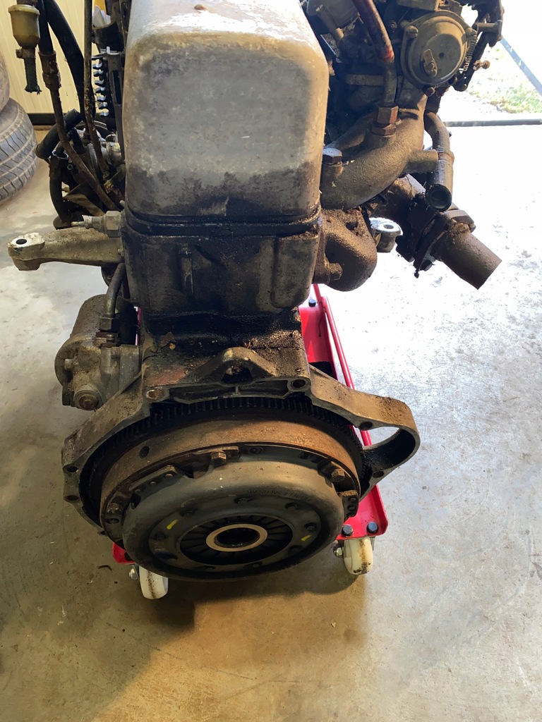 Silnik Mercedes M180 2.3l W114 W110 6 cylindrów - 13417667050 - oficjalne archiwum Allegro