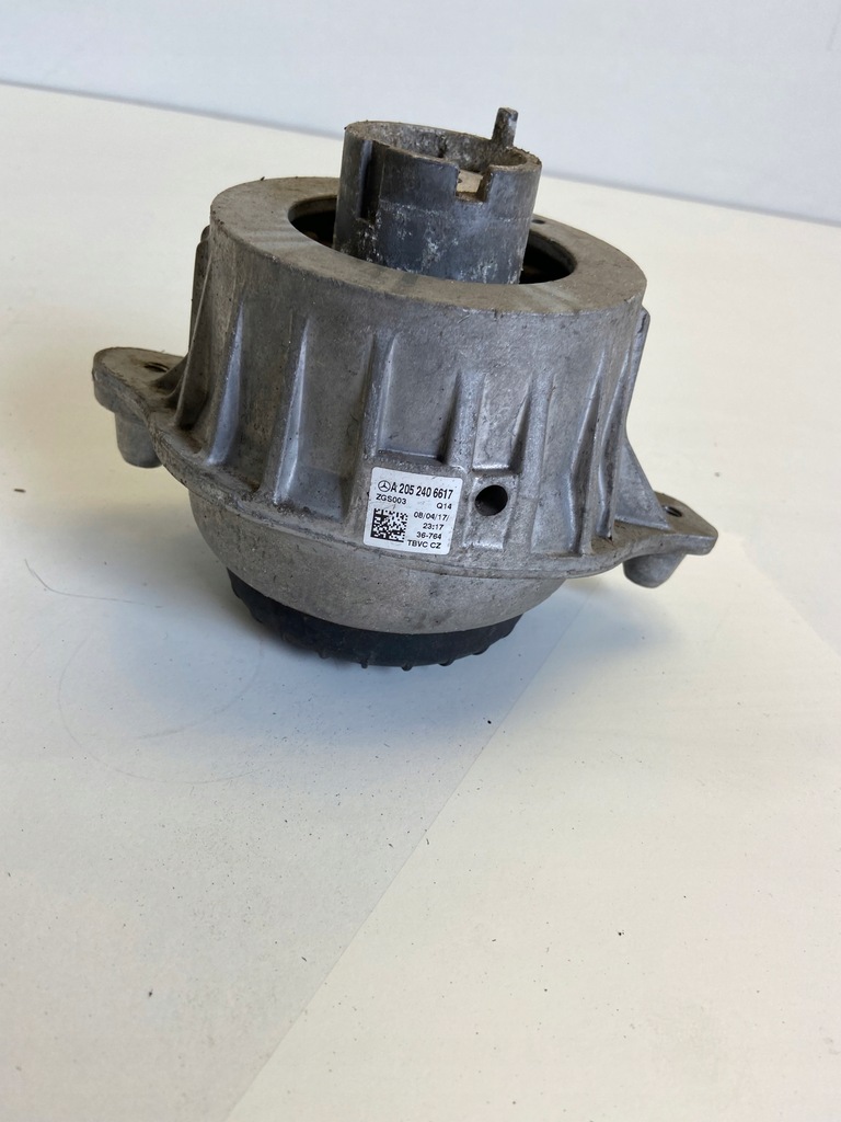 W205 PODUSZKA SILNIKA LEWA A2052406617 - 11957054016 - oficjalne ...