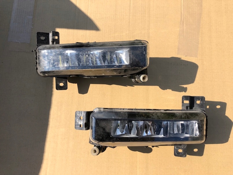 BMW F45 F46 PRAWY HALOGEN LED DRL ORYGINAŁ - 8483898746 - oficjalne ...