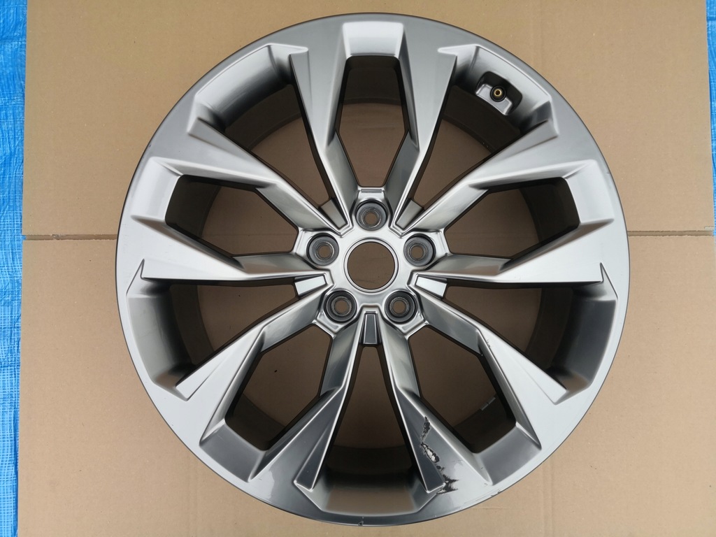 FELGA KIA SORENTO IV 20'' 8.5JX20 ET-54 CZUJNIK - 7955018965 ...