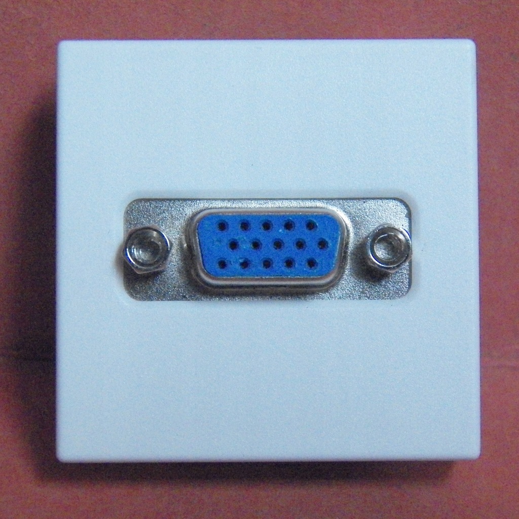 Gniazdo D-SUB 15 PIN VGA Mosaic - 12230105656 - oficjalne archiwum Allegro