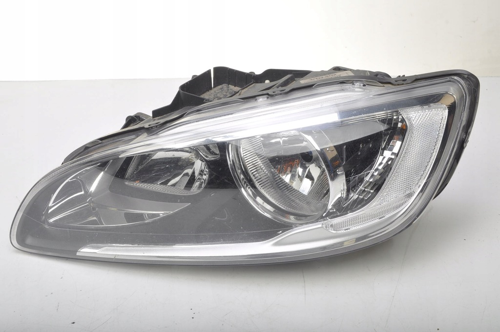 VOLVO S60 II V60 LAMPA LEWA PRZEDNIA LEWY PRZÓD 31420117 LIFT ...