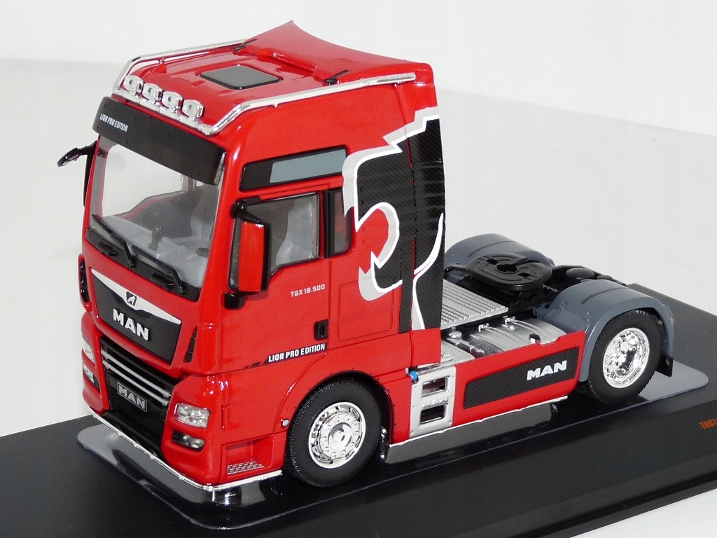 MAN TGX XXL Lion Pro Edition (2018) 1:43 IXO TR074 - 11906536238 ...