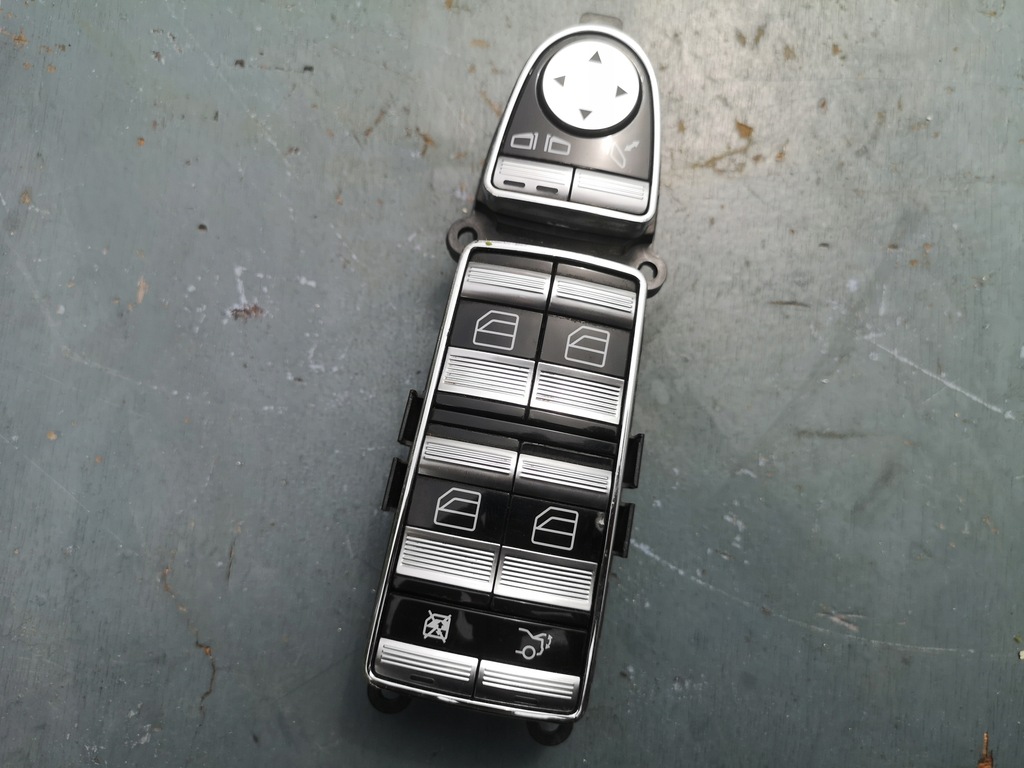 Panel sterowania szyb lusterek Mercedes W221 - 12257628661 - oficjalne ...