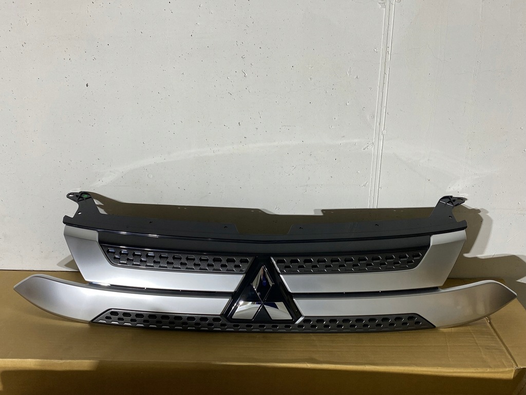 ATRAPA PRZÓD GRIL OUTLANDER III LIFT 7450B298 NOWA - 11618534447 ...