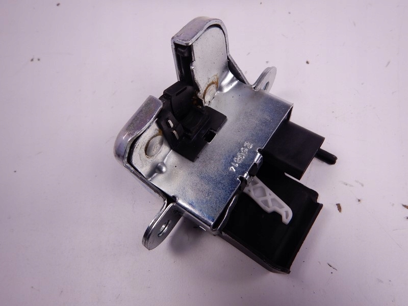 ZAMEK KLAPY TYŁ TYLNY BAGAŻNIKA LIFT VW TIGUAN 14R - 9323237835 - oficjalne archiwum Allegro