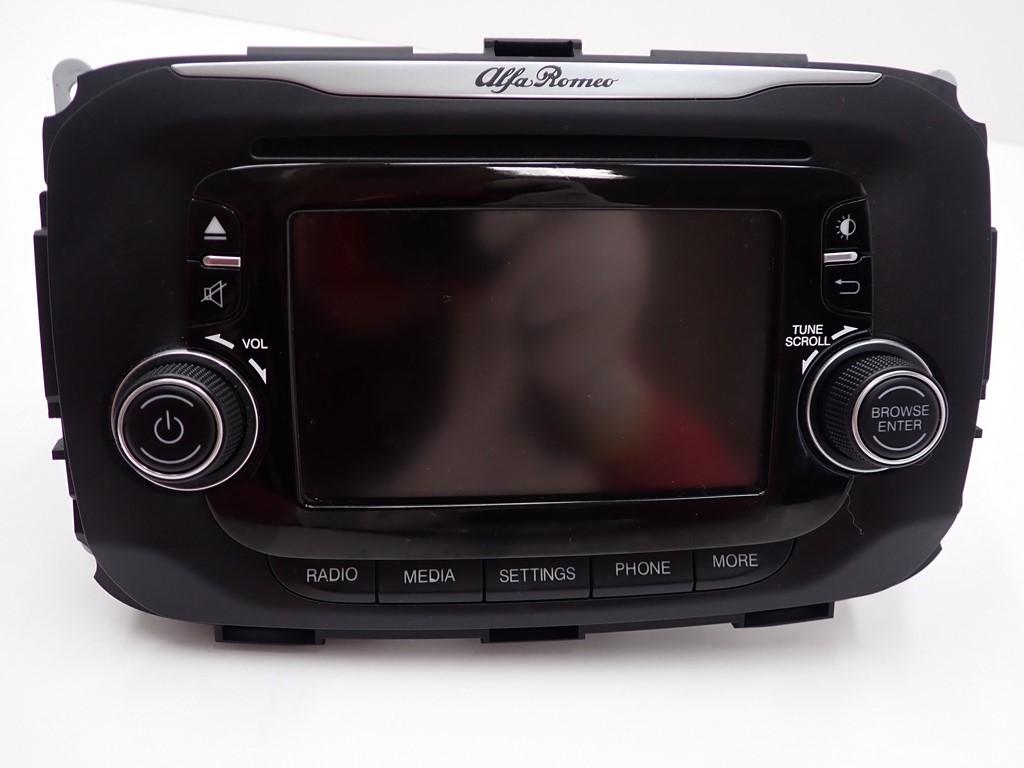RADIO CD MP3 VP2 BLUETOOTH FABRYCZNE EUROPA ALFA ROMEO GIULIETTA 15R ...