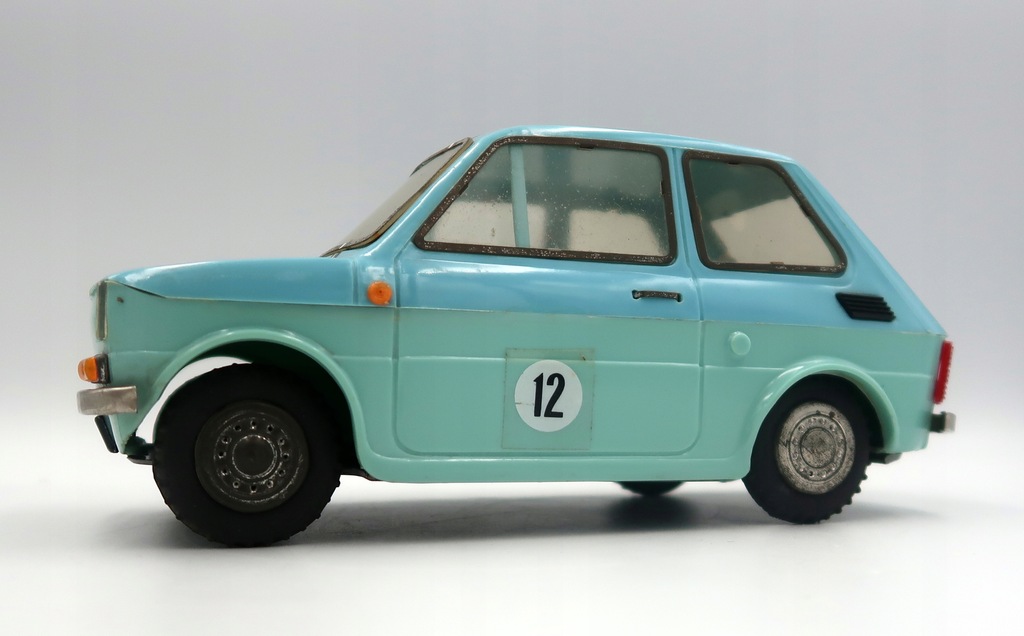 SAMOCHÓD AUTO FIAT 126P MALUCH CZZ - CZĘSTOCHOWA - PRL - UNIKAT ...