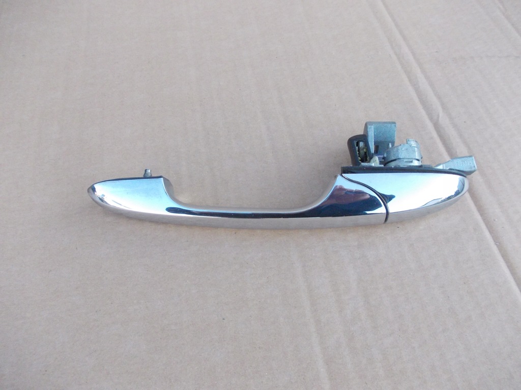 Klamka drzwi prawy przód Fiat 500 chrom Europa - 12896120012 - oficjalne archiwum Allegro