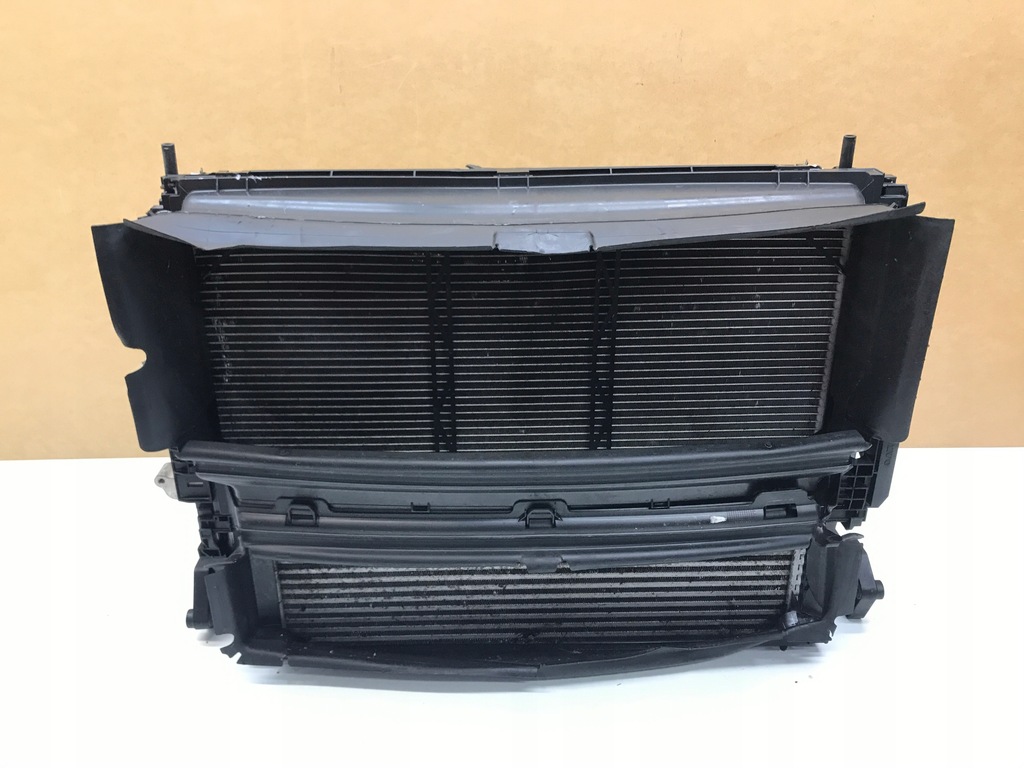 VOLVO XC90 II D5 PAS PRZEDNI CHŁODNICE CHŁODNICA - 13647083421 ...