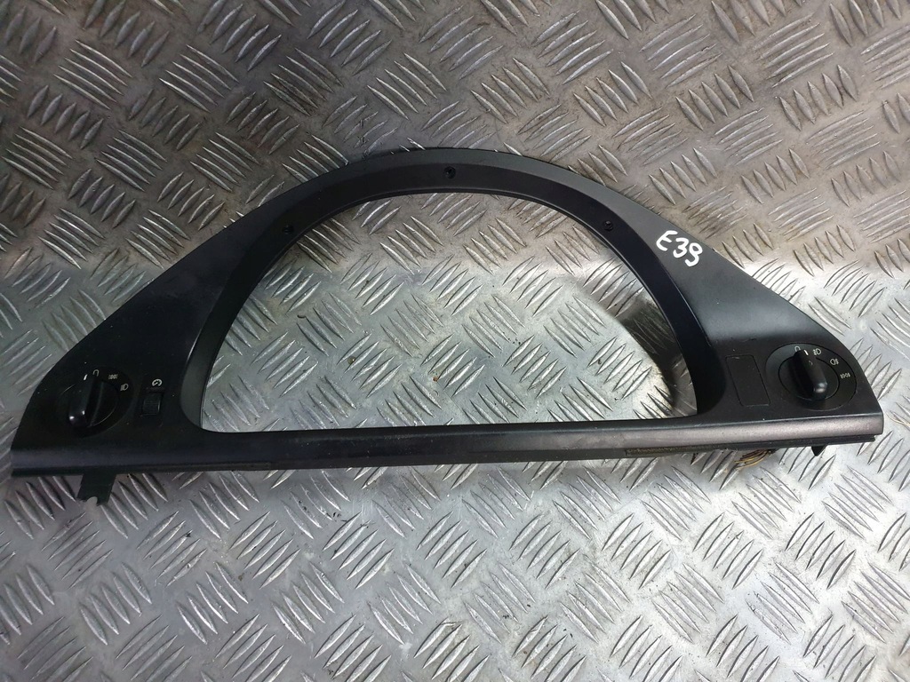 RAMKA LICZNIKA Z WŁĄCZNIKAMI ŚWIATEŁ BMW E39 - 12683301124 - oficjalne ...