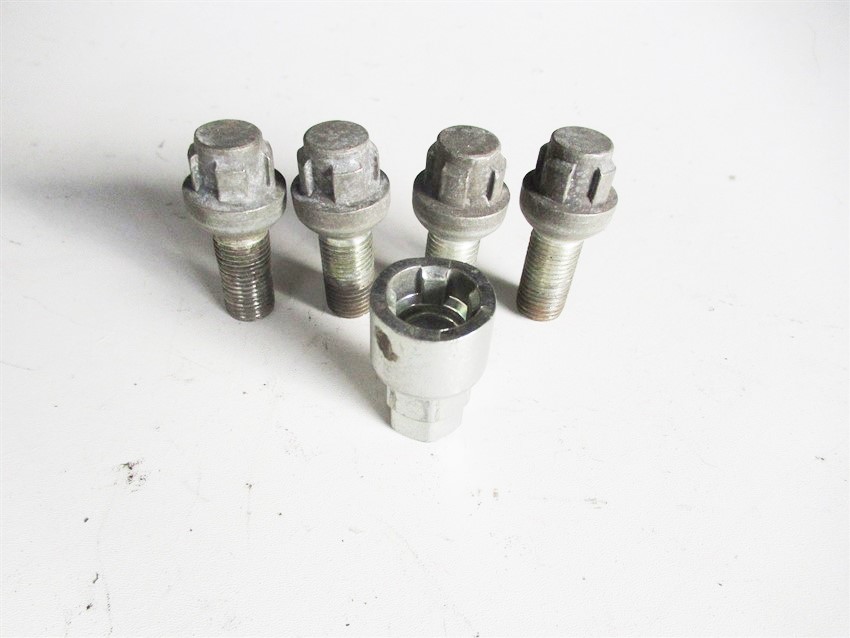 ŚRUBY ZŁODZIEJKI DO KÓŁ SKODA FABIA II 2007-2014r - 10768556703 ...