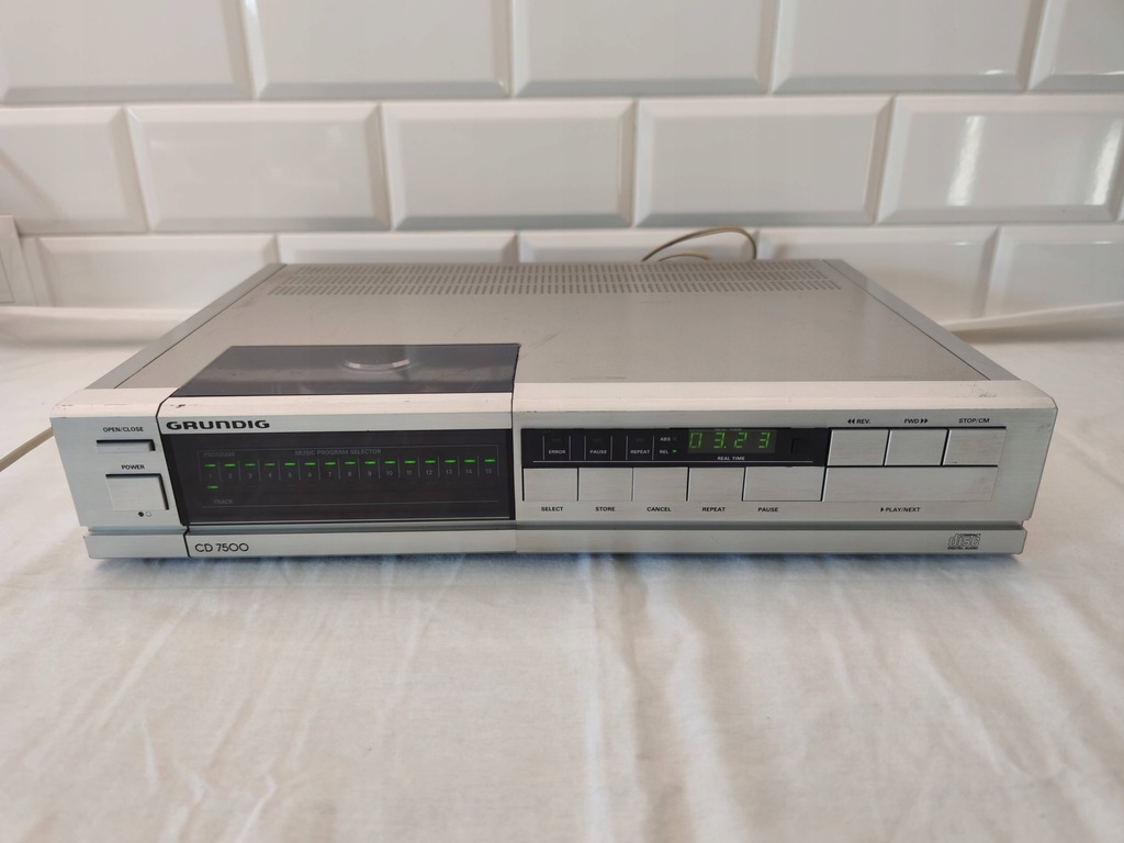 Odtwarzacz CD GRUNDIG CD 7500 / Kultowy / TDA1540D - 11430771241 ...