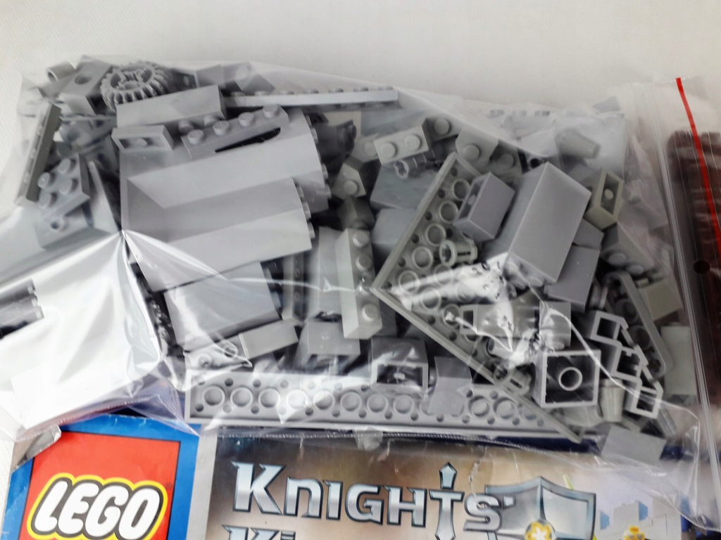 Lego Castle 8780 Knights Kingdom Citadel of Orlan - 12410565747 ...