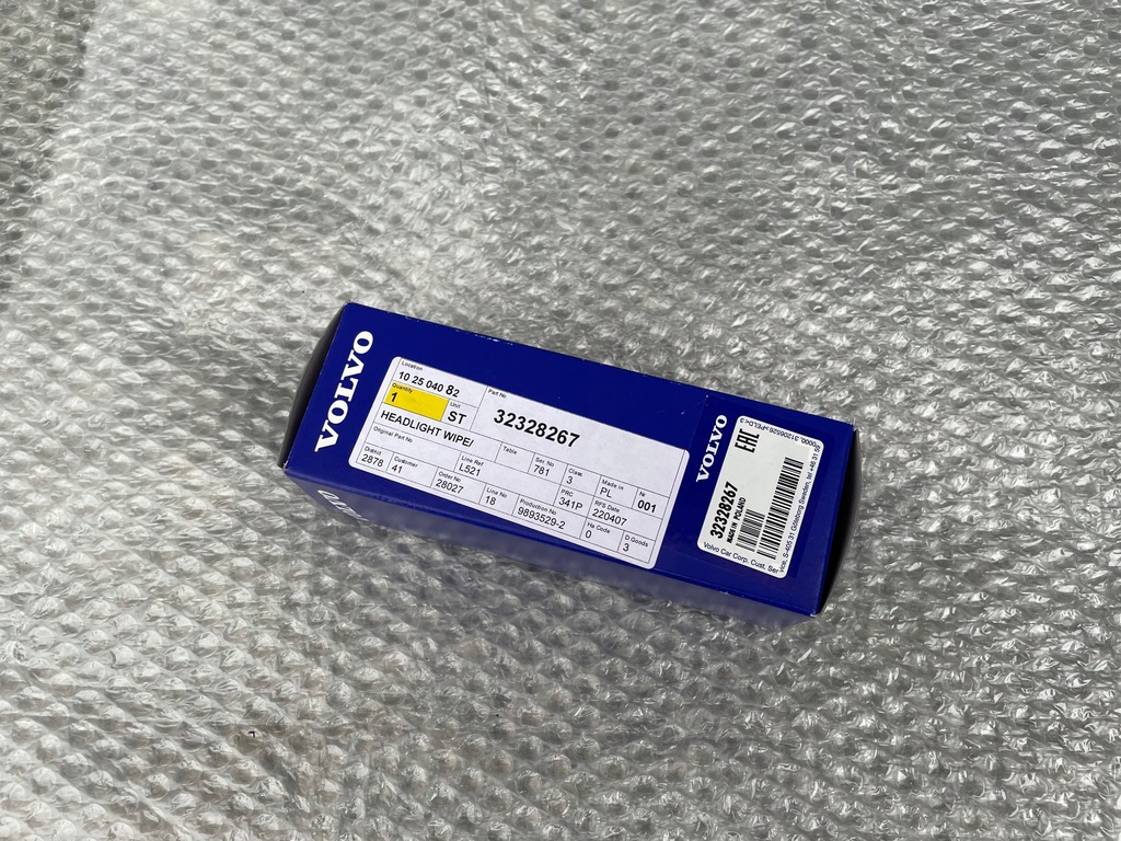 VOLVO XC60 II SPRYSKIWACZ PRAWY NOWY 32328267 - 12329930822 - oficjalne ...