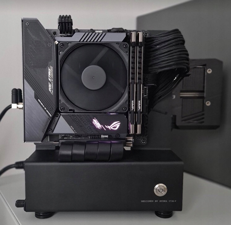 Obudowa Mini ITX OCPC Hydra + Riser PCIe 4.0 - 13060425059 - oficjalne ... Obudowa Mini ITX OCPC Hydra + Riser PCIe 4.0 - 13060425059 - oficjalne ...