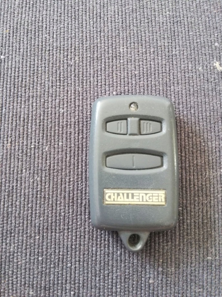 Pilot Challenger ACC - 9355333768 - oficjalne archiwum Allegro