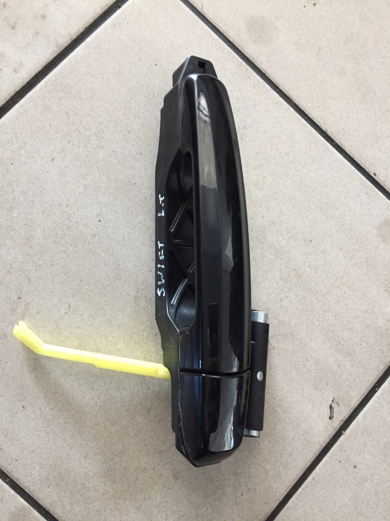 SUZUKI SWIFT MK7 10-16 KLAMKA DRZWI LEWA TYŁ - 8124337519 - oficjalne archiwum Allegro
