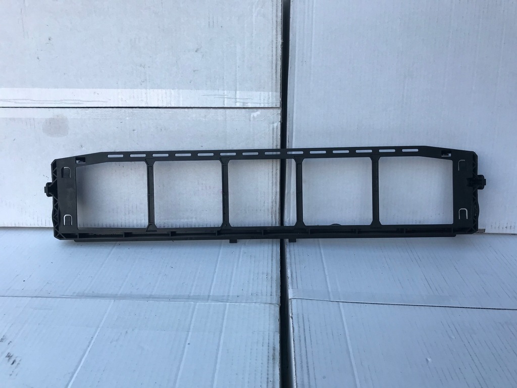 Mercedes w205 AMG WIESZAK CHŁODNICY A2055040018 - 8351253108 ...