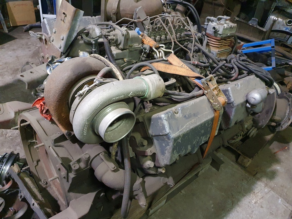 Silnik Renault Magnum V8 EE9-502 MACK - 12544298169 - oficjalne ...