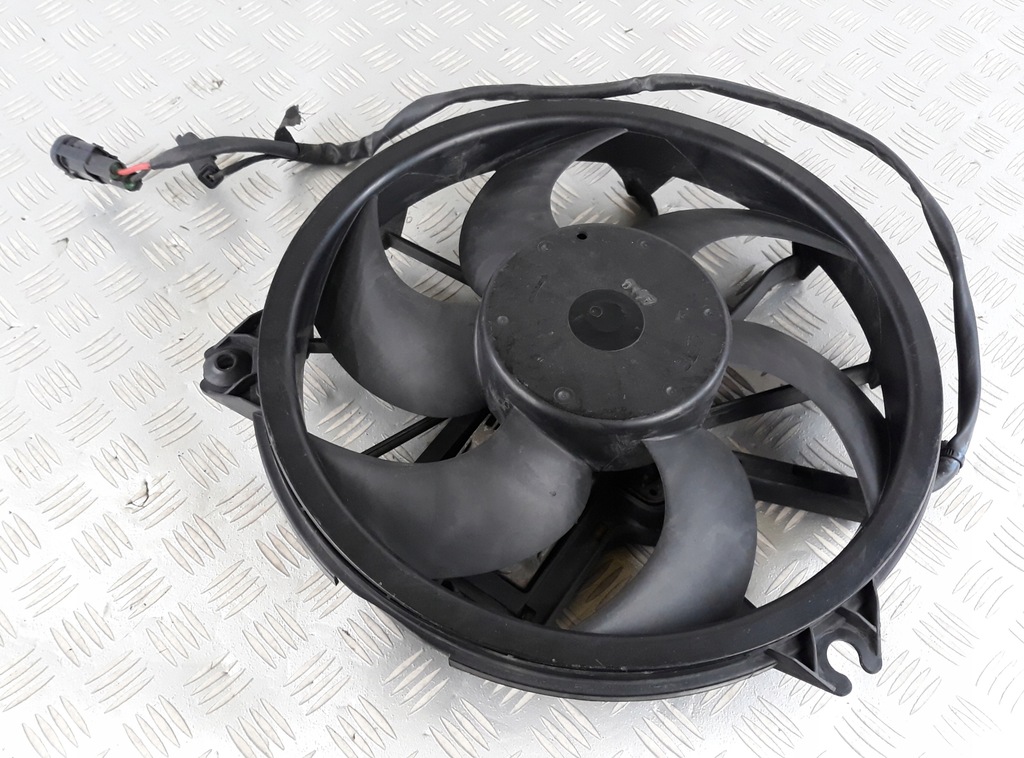 wentylator chłodnicy PEUGEOT 407 CITROEN C5 2,7HDI - 13581503637 - oficjalne archiwum Allegro