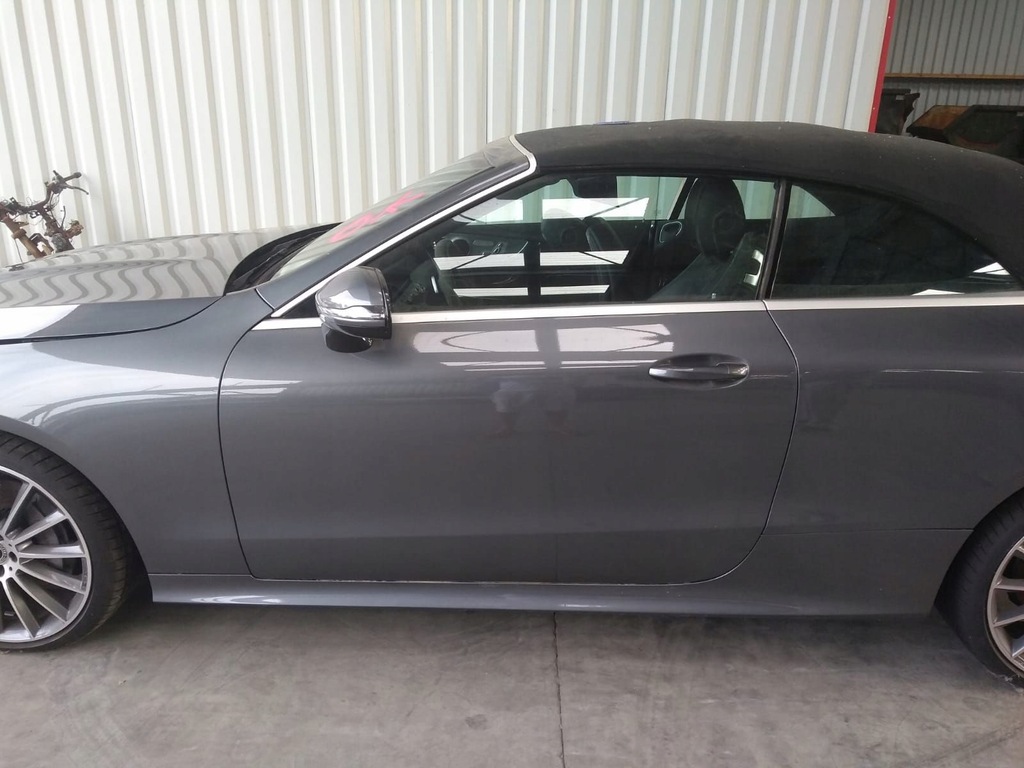 MERCEDES E W213 AMG CABRIO BŁOTNIK KLAPA DUPA 992 - 10044397680 ...
