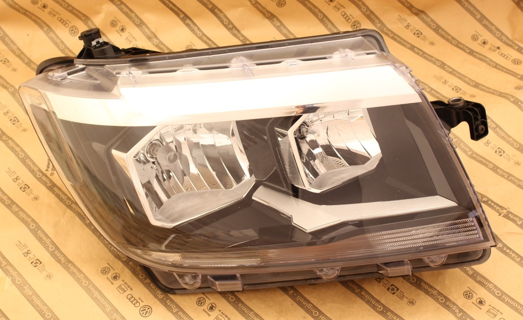 VW CRAFTER 7C1 2 II MAN TGE 16+ LAMPA PRZÓD ZWYKŁA - 12458210024 ...