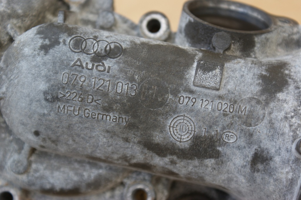 AUDI S8 A8 4H 4.0 TFSI POMPA WODY 079121013H - 6880801415 - oficjalne ...