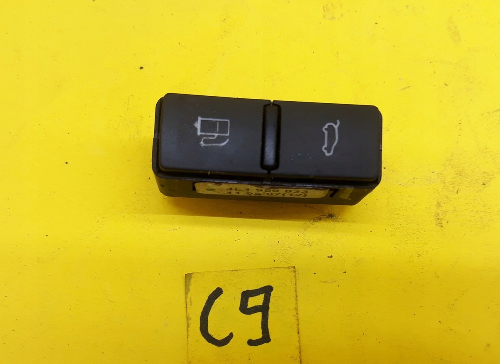 PRZYCISK KLAPY BAGAŻNIKA KLAPKI PALIWA AUDI Q7 - 9250710337 - oficjalne ...