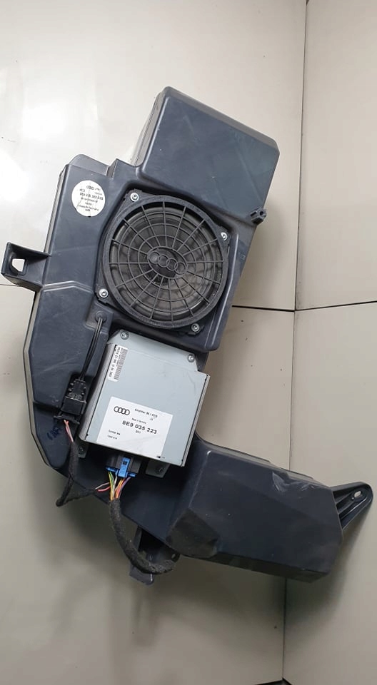 AUDI A4 B6 B7 KOMBI AVANT SUBWOOFER 8E9035382 - 11489855052 - oficjalne ...
