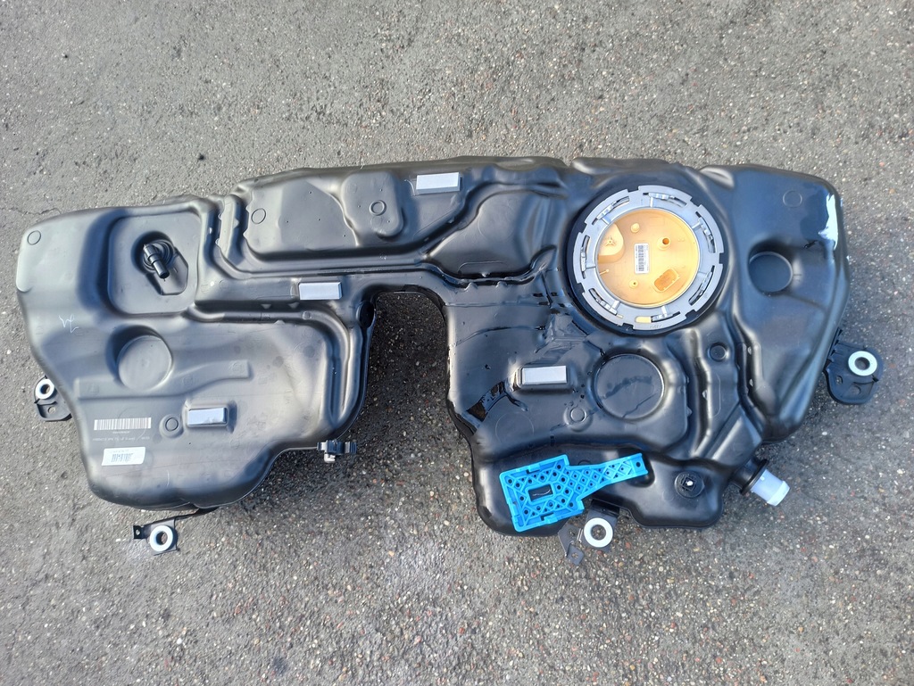 Volvo XC60 B4 Diesel 2021 Hybryda bak pompa paliwa - 12248506344 ...